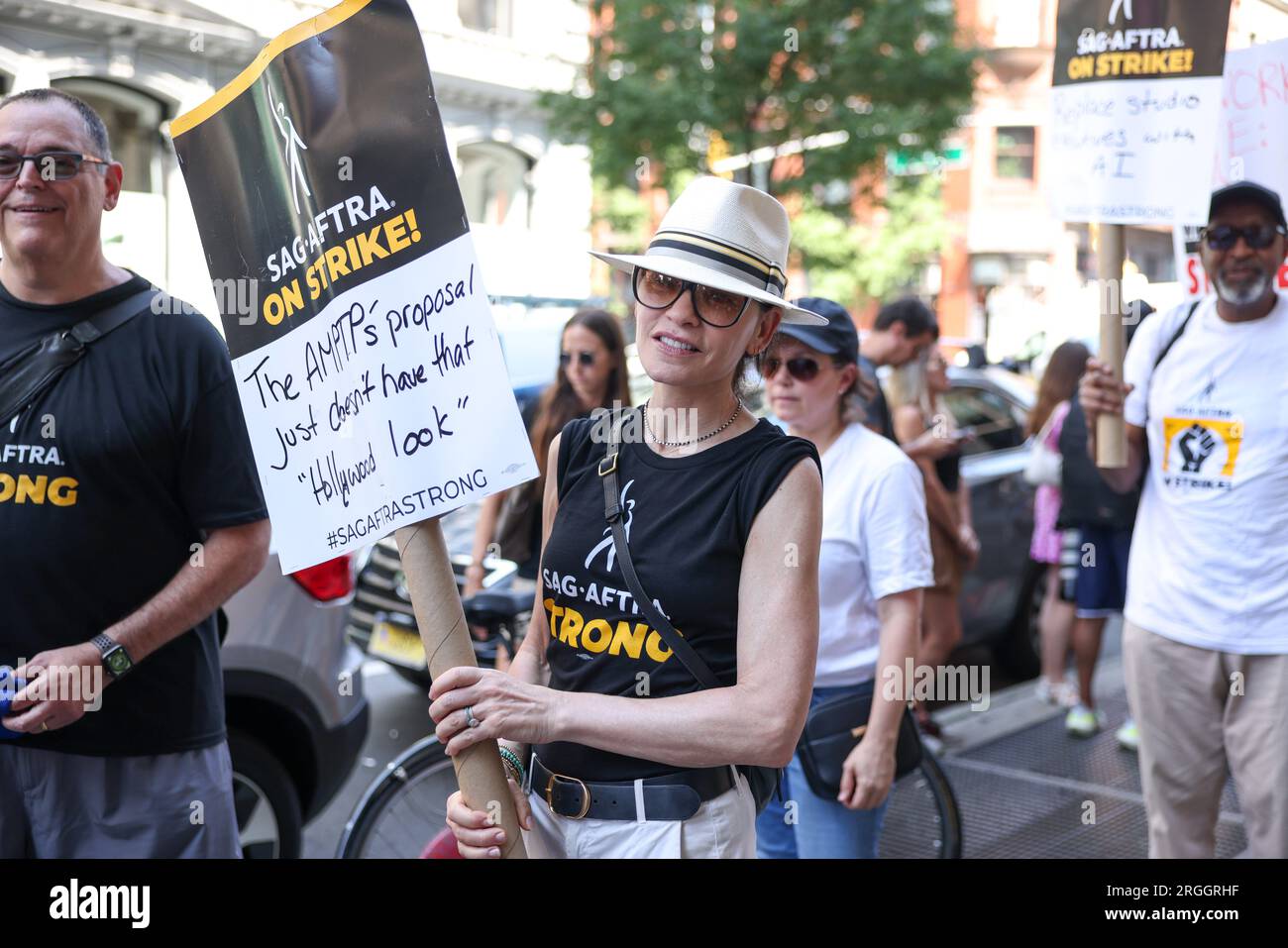 Julianna Margulies joins Hundreds of members and supporters of the WGA ...