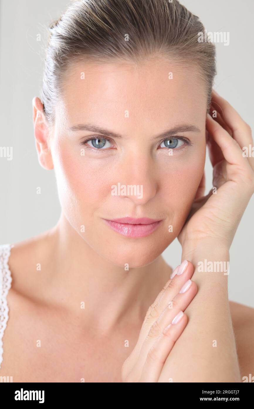 Womserene hi-res stock photography and images - Alamy