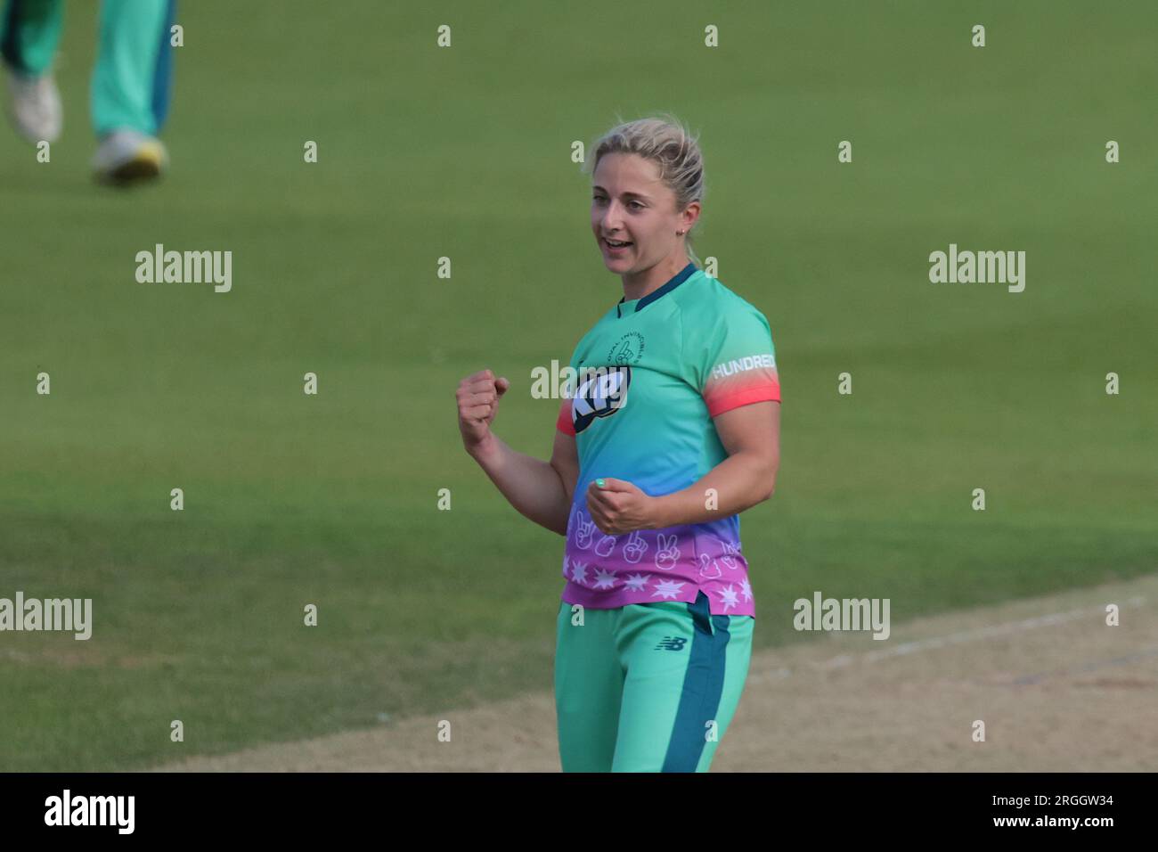 London, UK. 9th Aug, 2023. Eva Gray of The Oval Invincibles celebrates ...