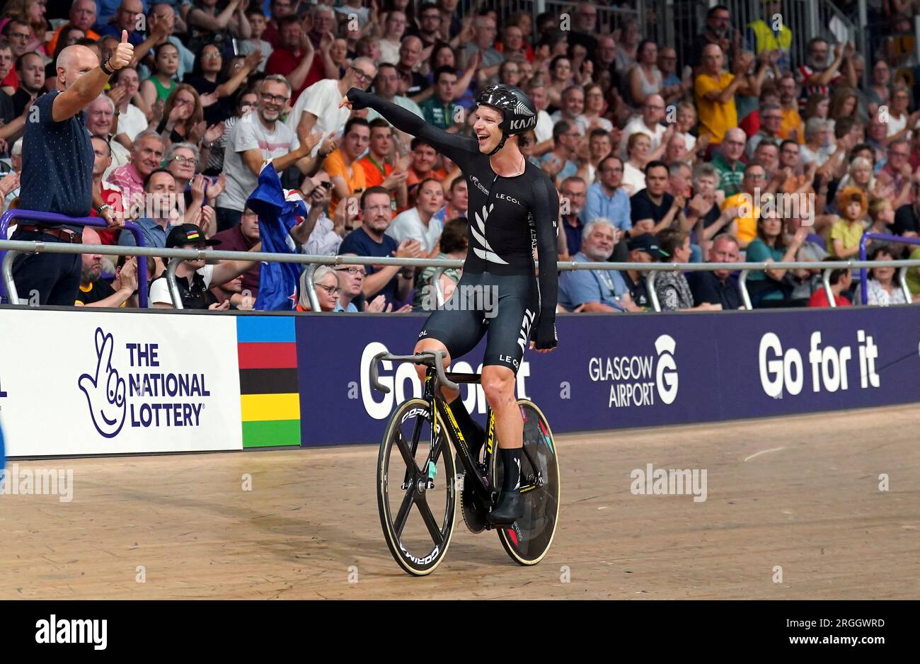 New Zealand’s Aaron Gate celebrates winning the Men’s Elite Points Race ...