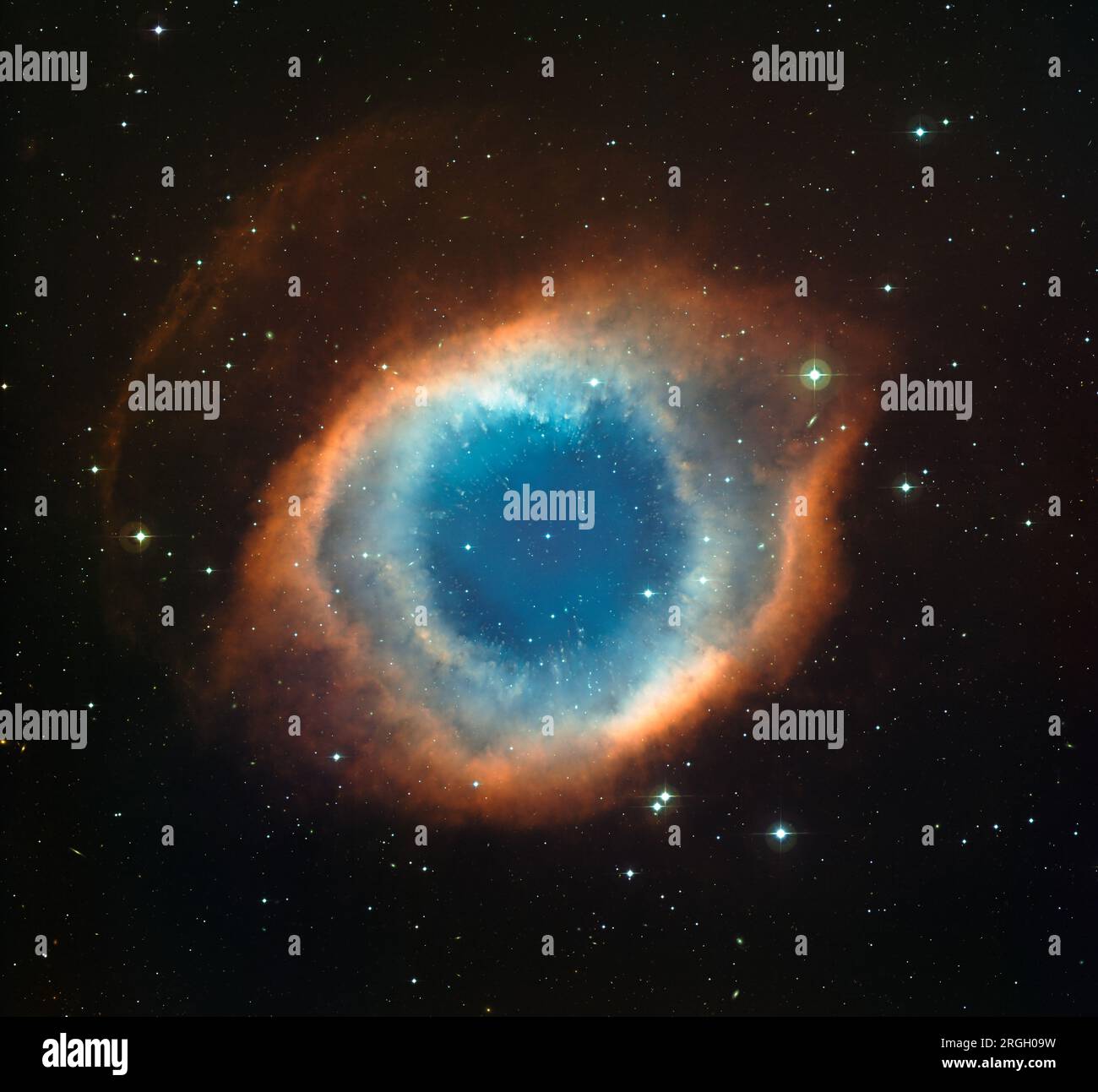 The helix nebula ngc 7293 hi-res stock photography and images - Alamy