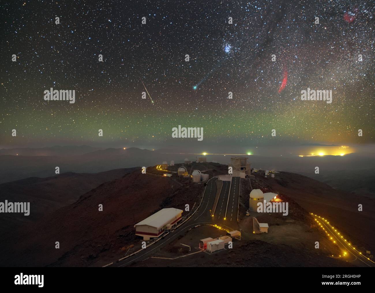 Comet Lovejoy and California Nebula above La Silla Observatory in Chile ...