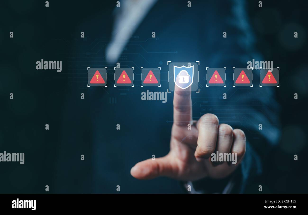 People with warning notification and spam message icon Stock Photo - Alamy