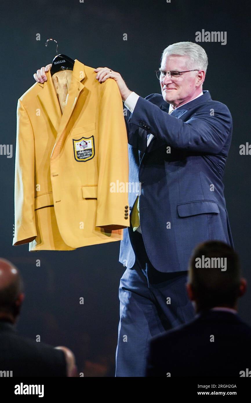 Canton, Ohio, USA. 4th Aug, 2023. Scott Howley, son of Chuck Howley ...