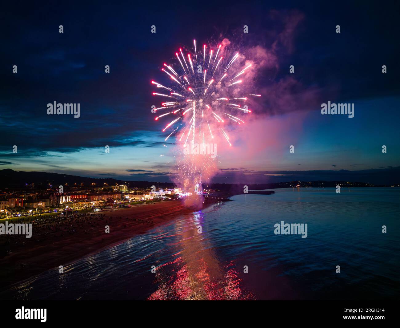 Fireworks display at Bray Seafront to conclude the 2023 Summerfest ...