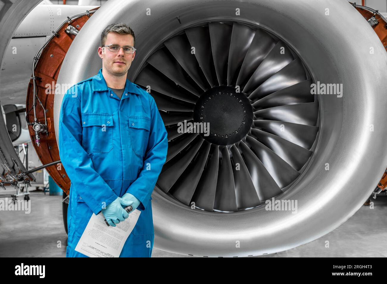 Look inside engine hi-res stock photography and images - Alamy