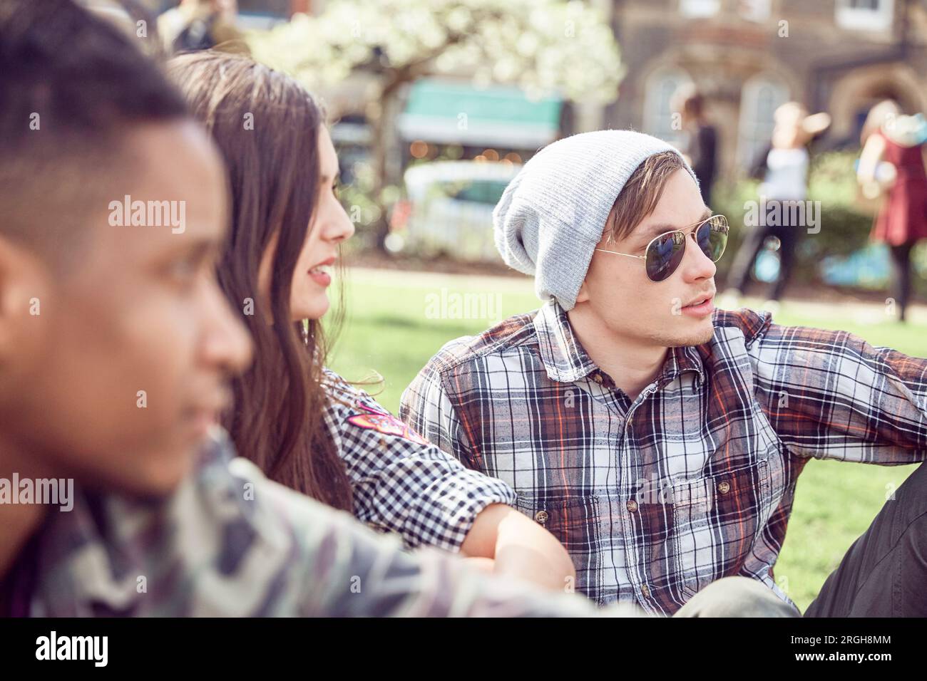 Boy boys girl girls male female friends hi-res stock photography and ...