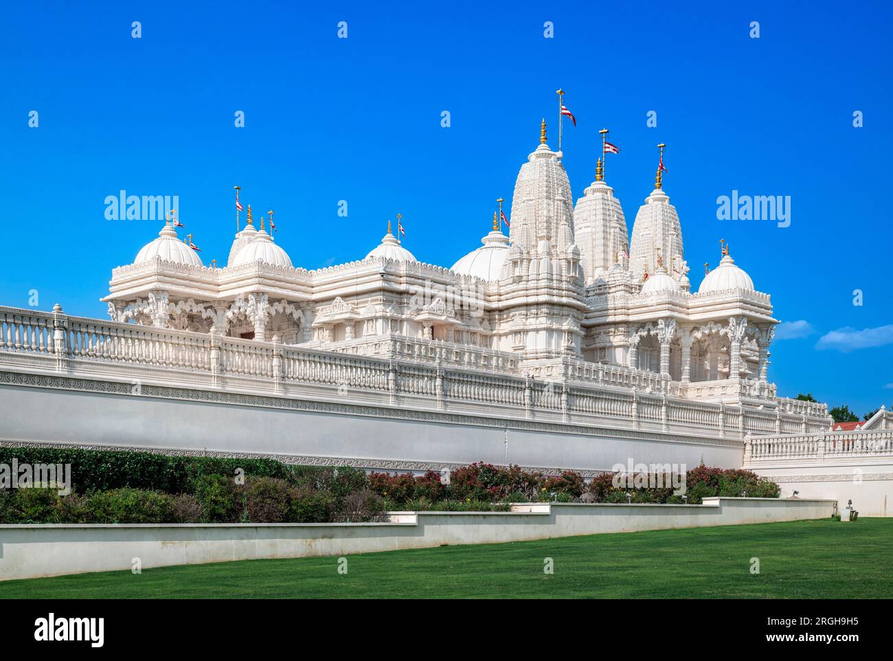 Baps shri swaminarayan mandir hi-res stock photography and images - Alamy