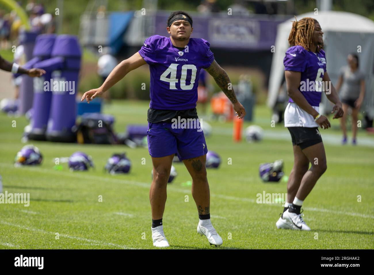Minnesota Vikings linebacker Ivan Pace Jr. prepares for drills before ...
