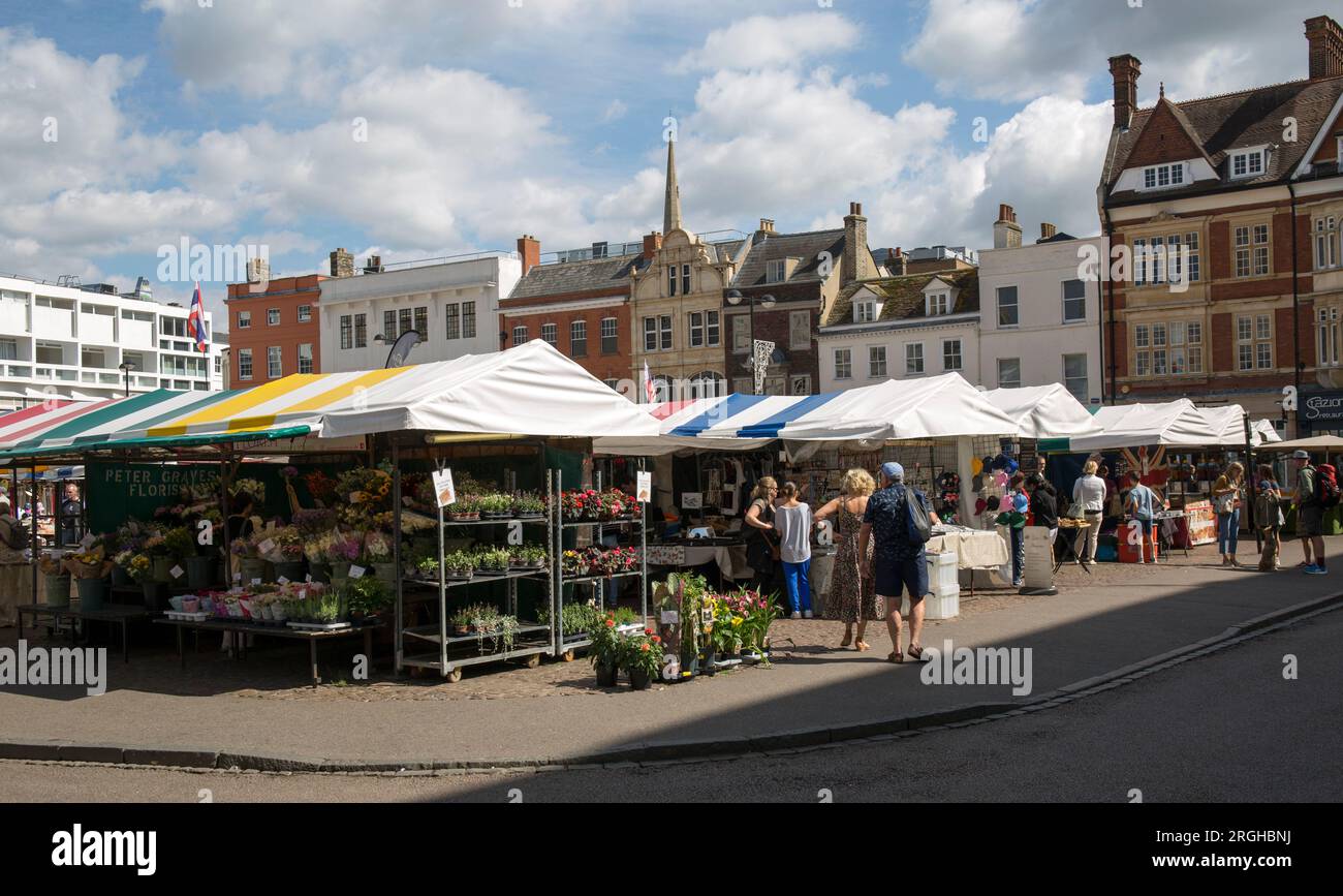 Cambridge historic square hi-res stock photography and images - Alamy