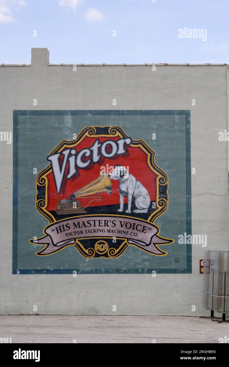 Ad for RCA Victor Phonograph in Pontiac Illinois, near Route 66 Stock ...