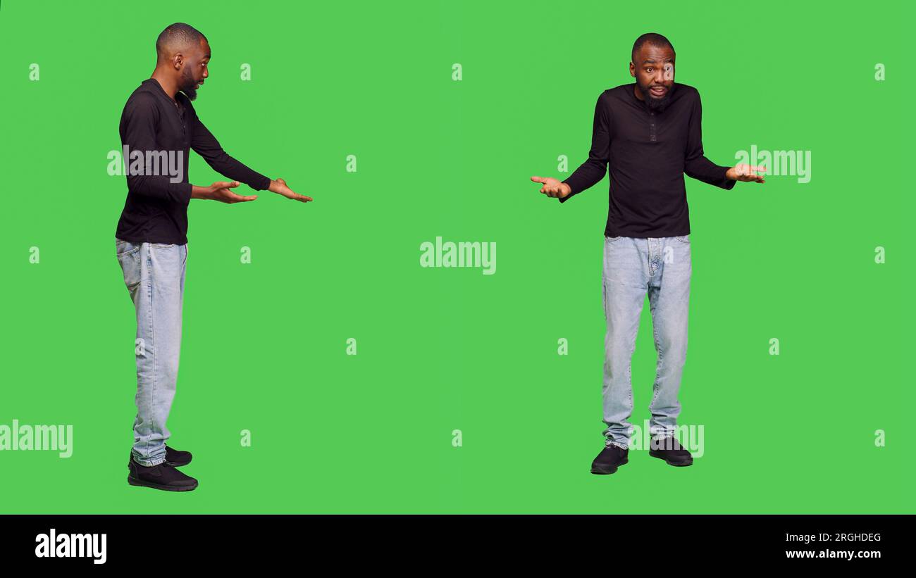 Green screen fighting hi-res stock photography and images - Alamy