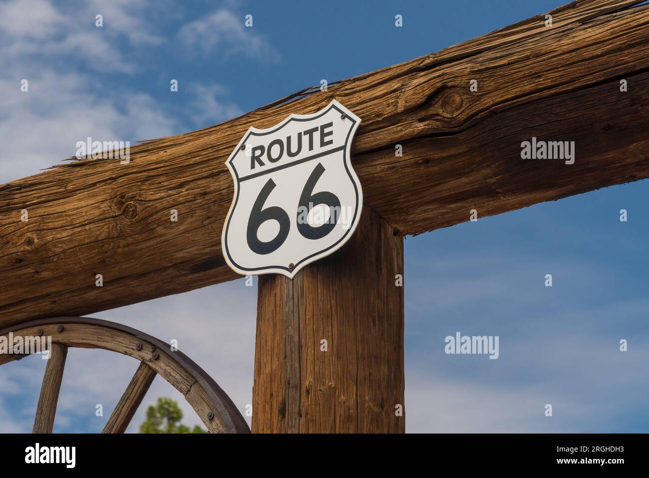 Wheel sign hi-res stock photography and images - Alamy