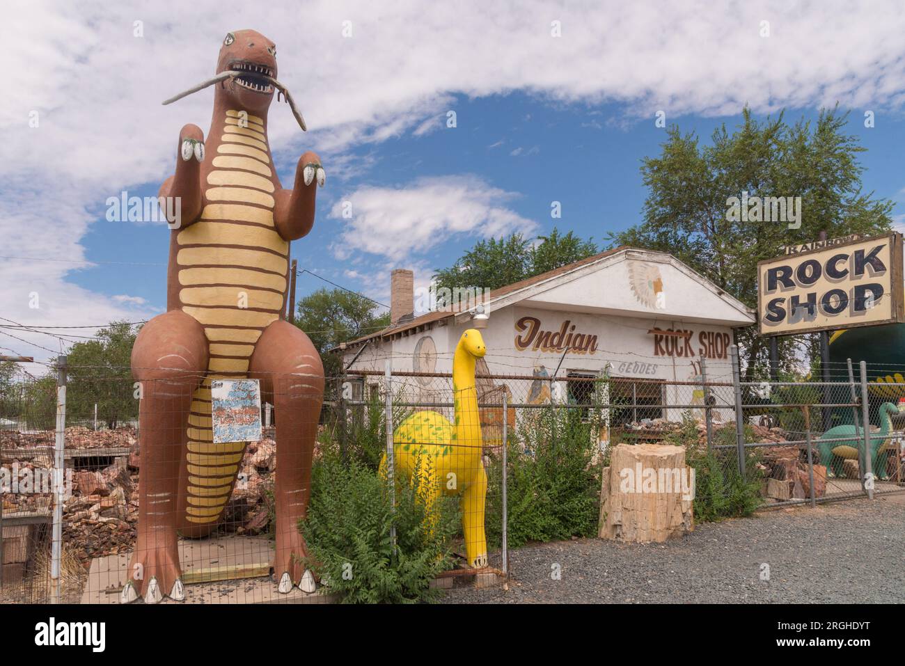The famous Rainbow Rock Shop, closed but not abandoned, in Holbrook, AZ ...