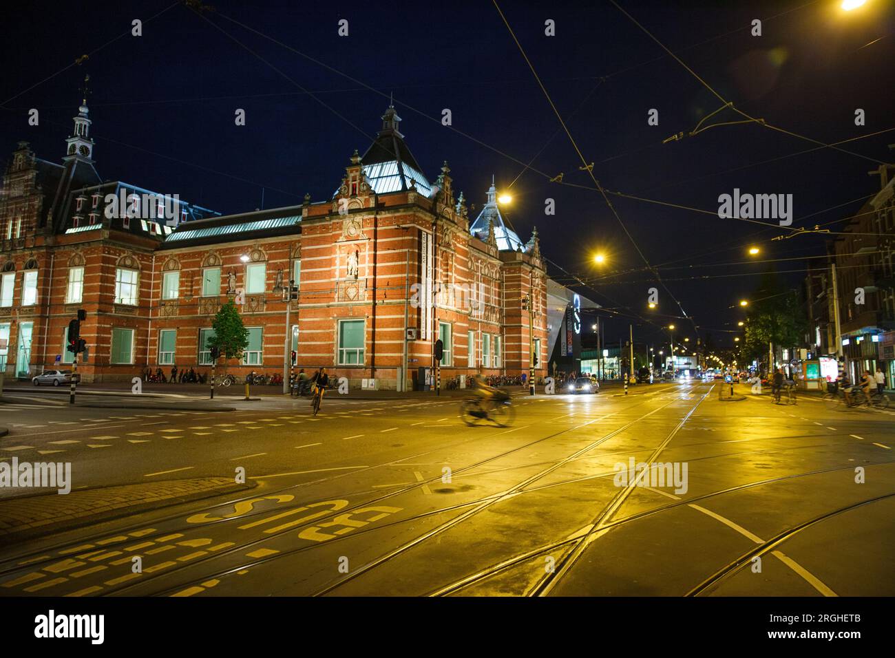 Amsterdam corner building hi-res stock photography and images - Alamy