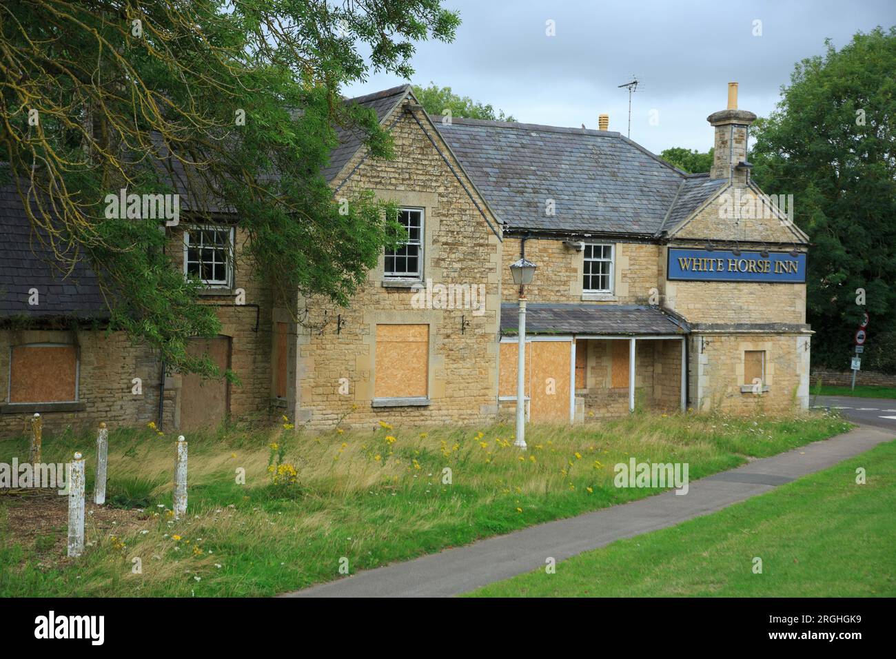 Bordered up closed hi-res stock photography and images - Alamy