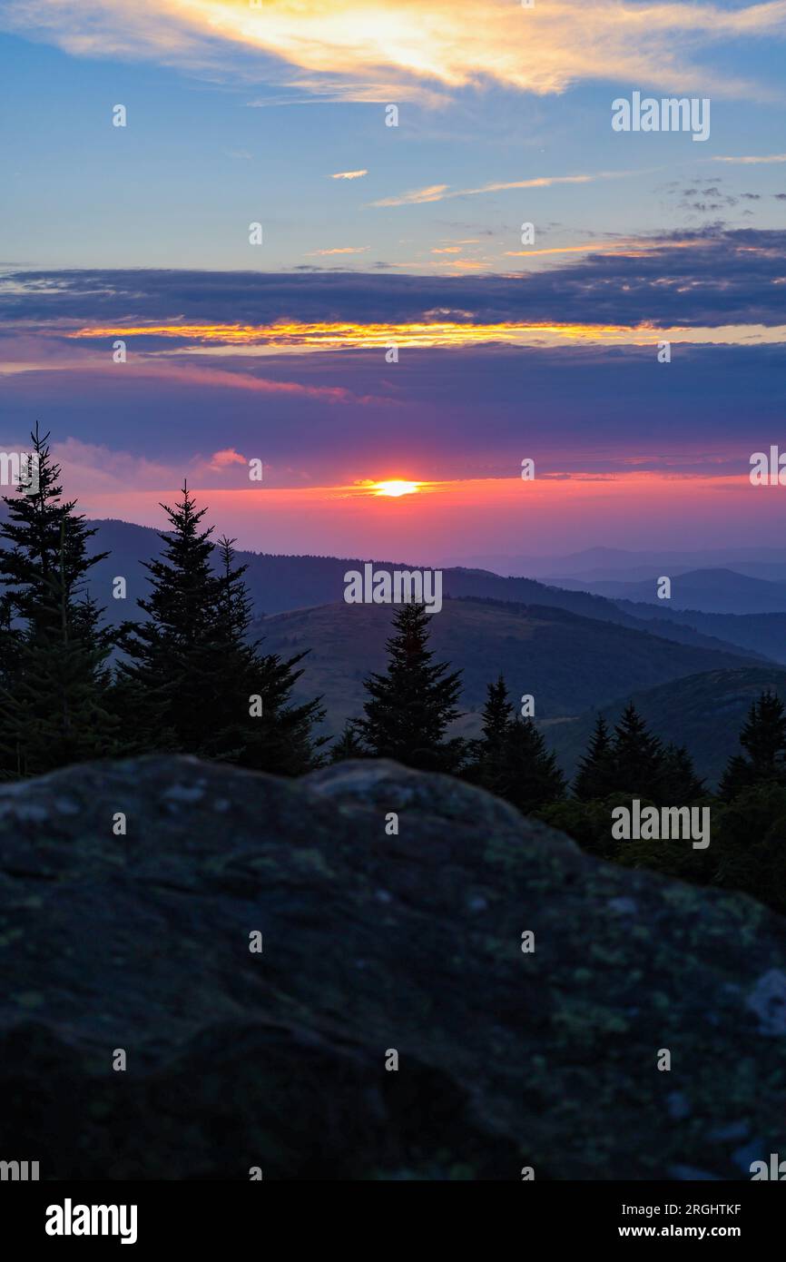 Roan mountain hi-res stock photography and images - Alamy