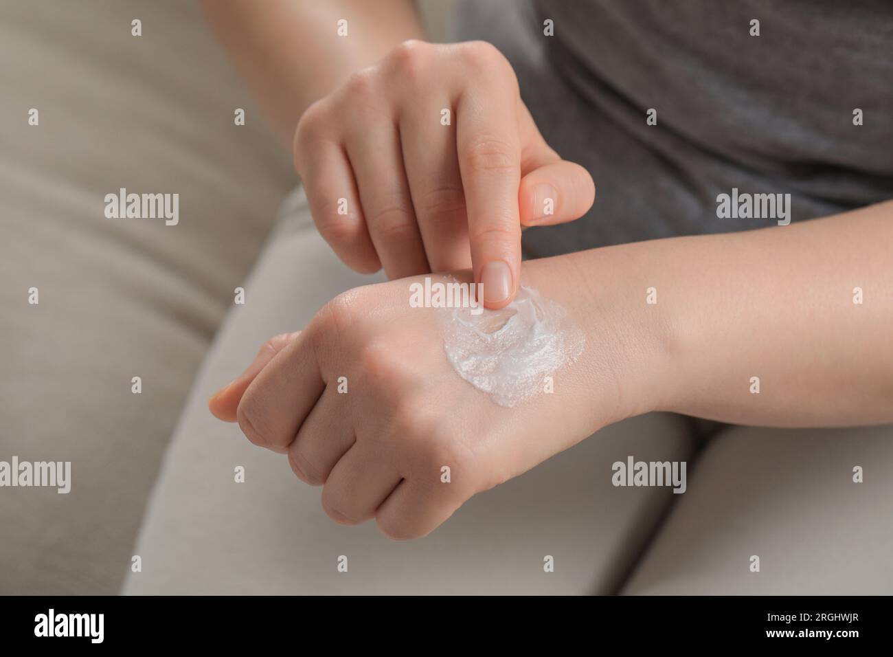 Ointment hand hi-res stock photography and images - Alamy