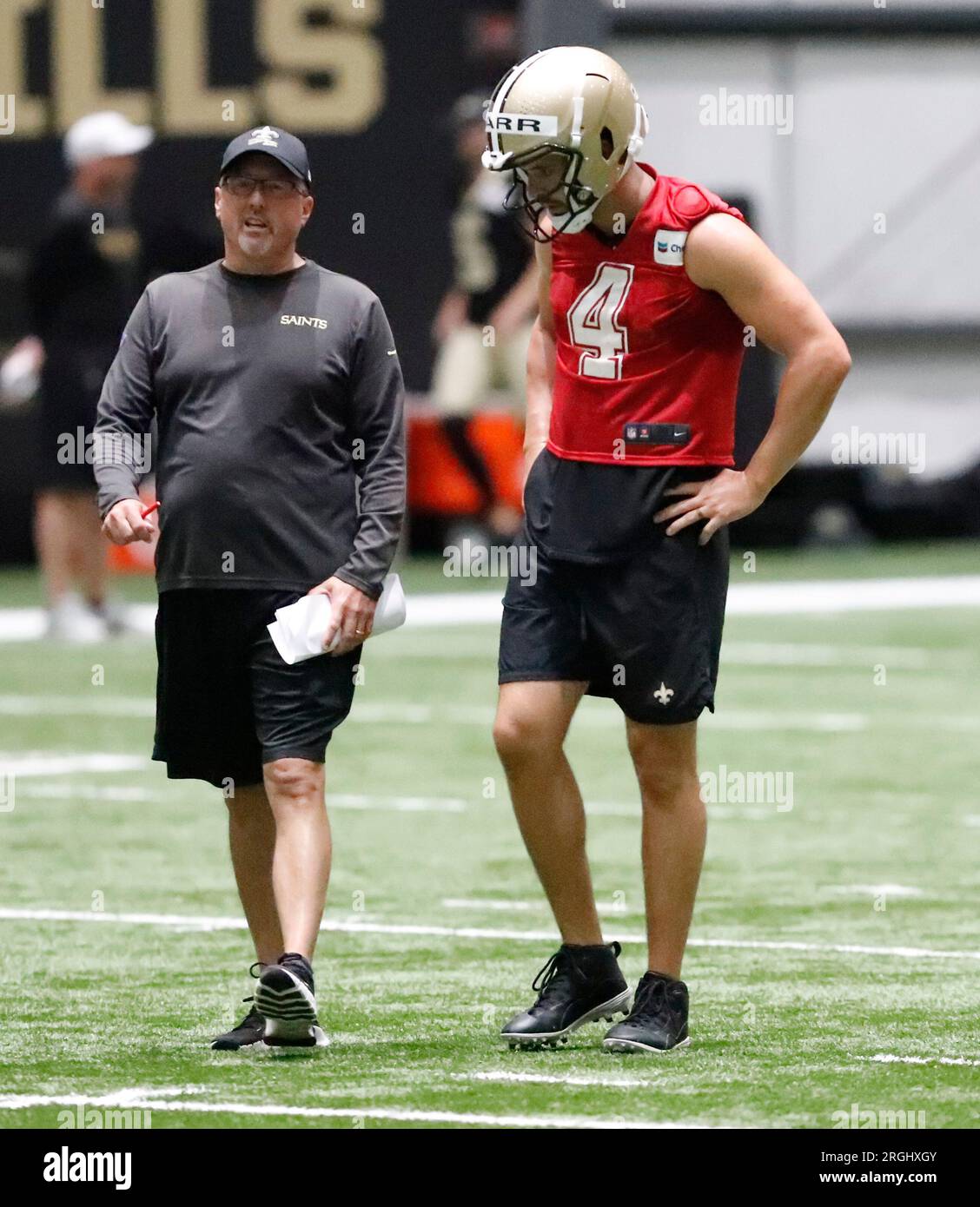 Metairie, USA. 09th Aug, 2023. Offensive coordinator Pete Carmichael ...