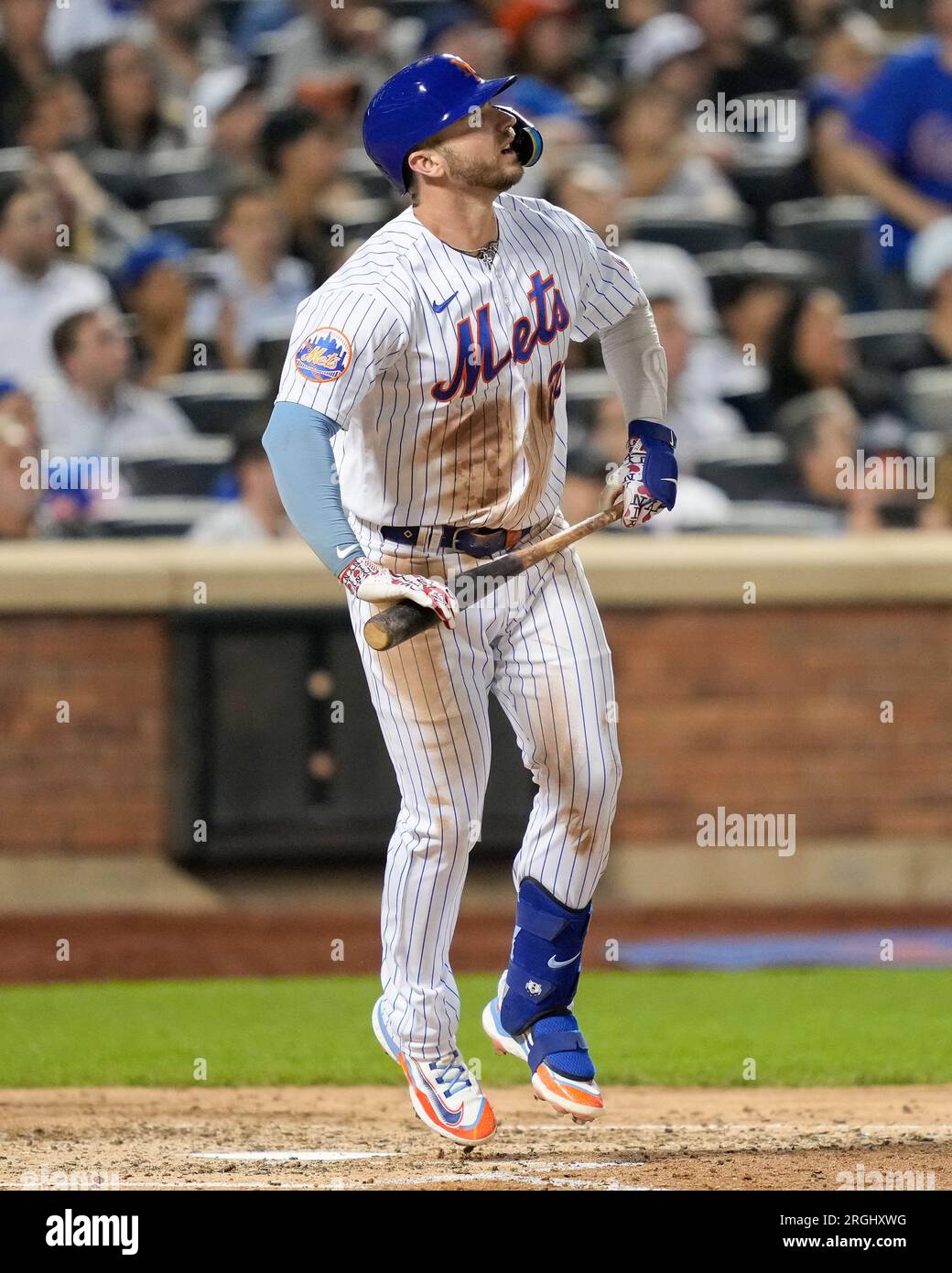 New York Mets' Pete Alonso hits a two-run home run off Chicago Cubs ...