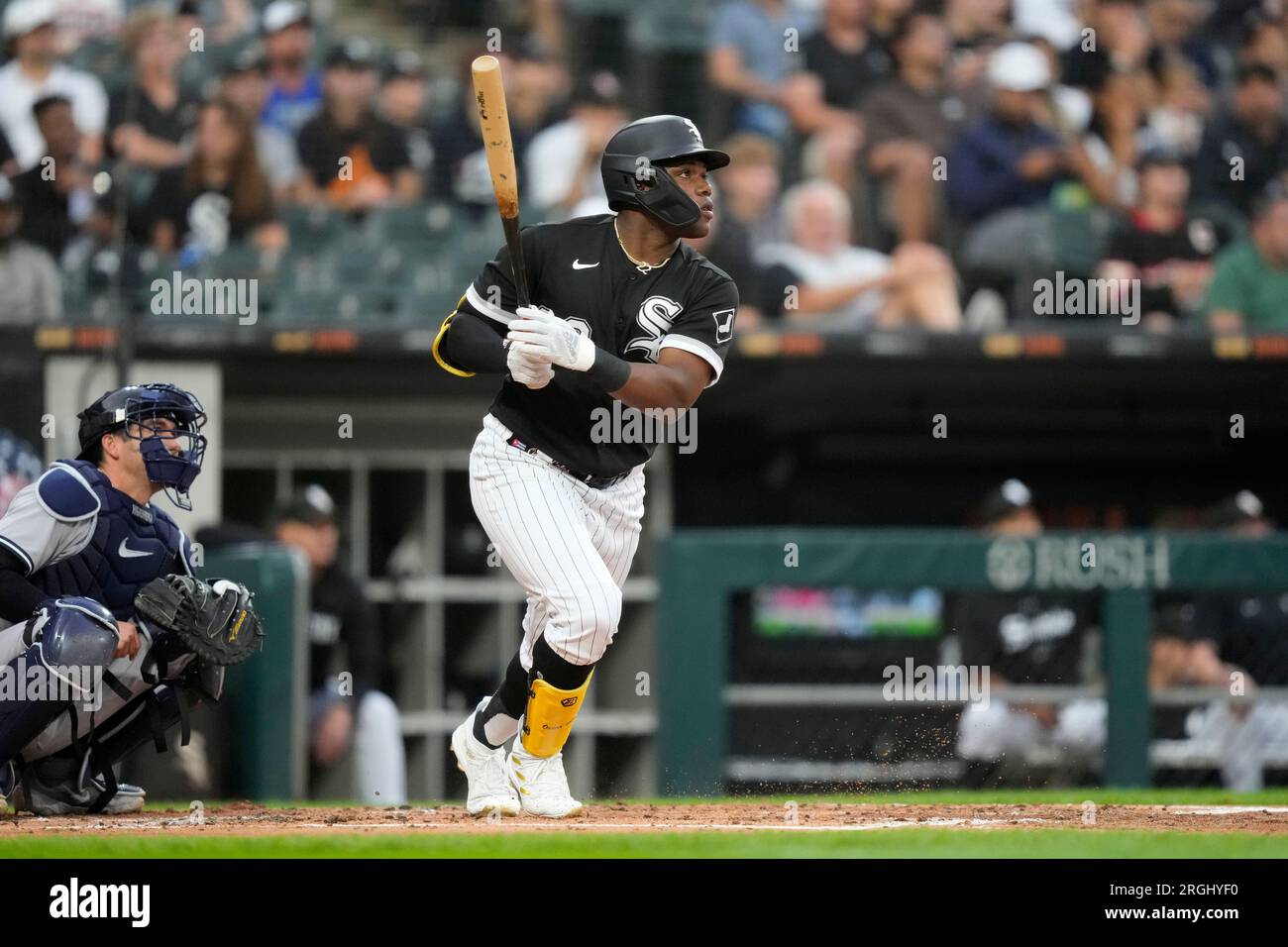 Chicago White Sox's Oscar Colas watches his two-run home run off New ...