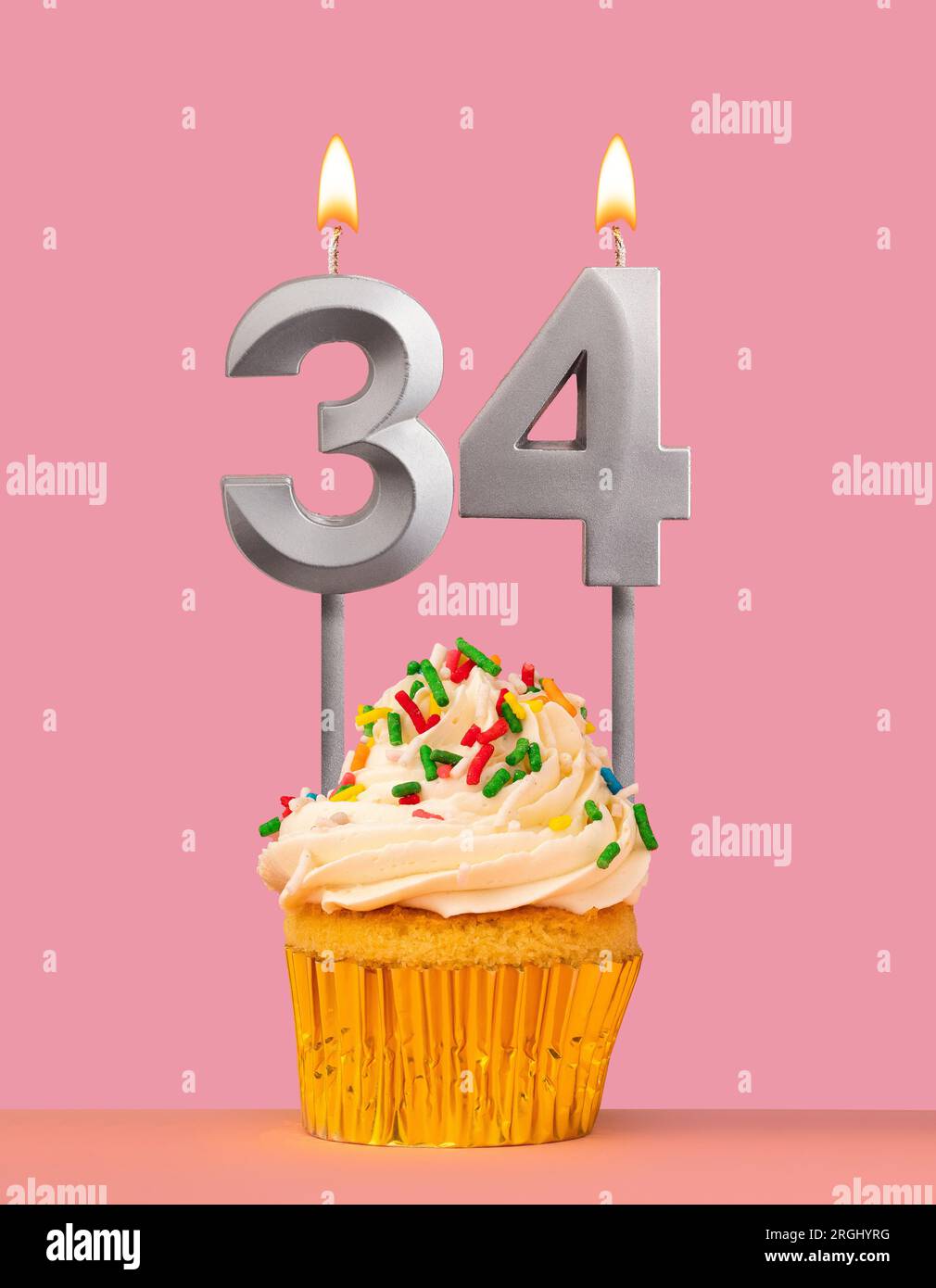 Card number 34 hi-res stock photography and images - Alamy