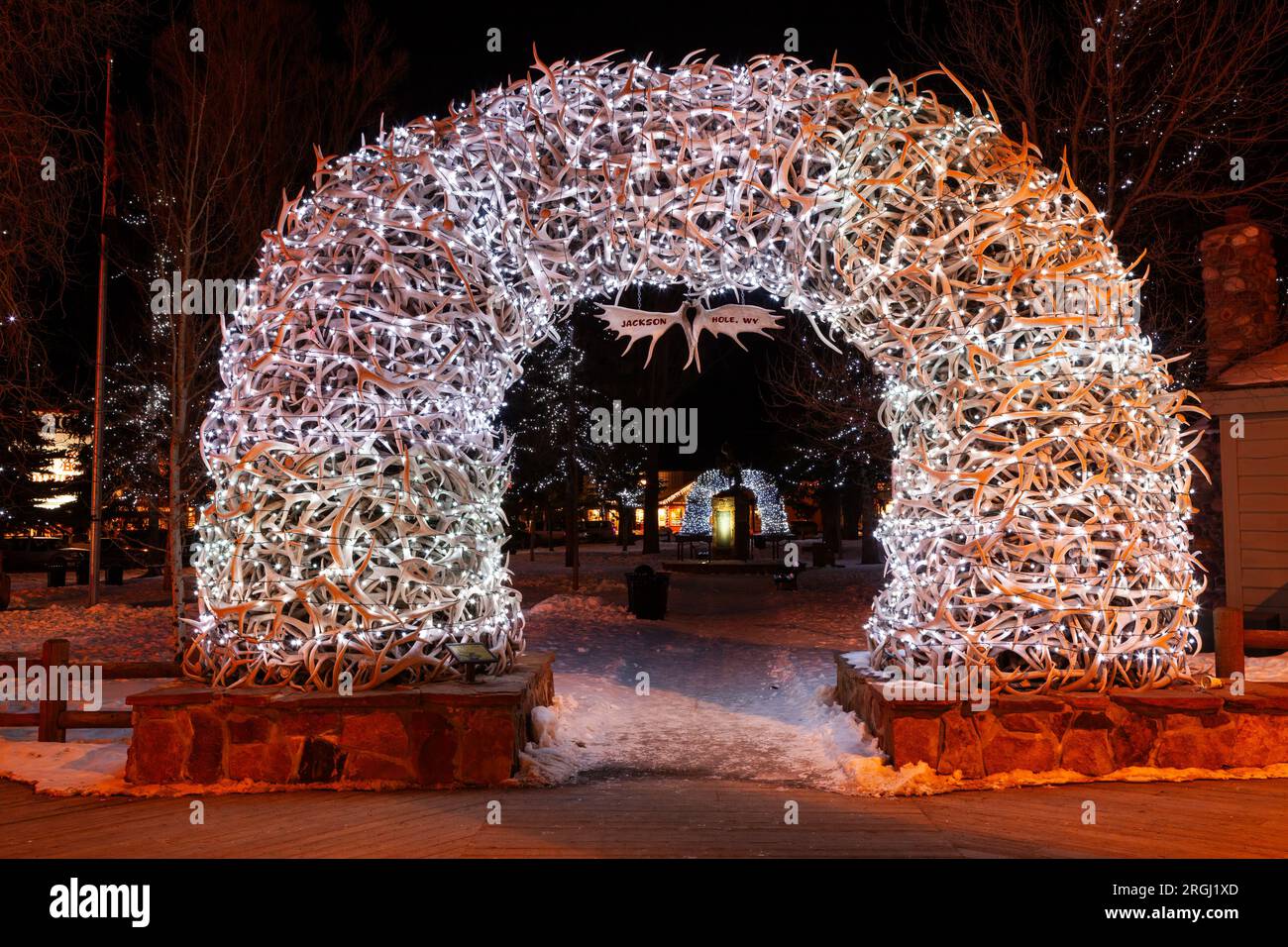 Elk antler arch at night in winter, Town Square, Jackson, Wyoming Stock ...