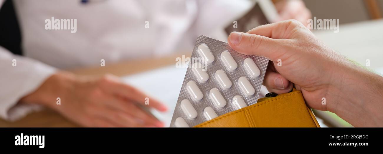 Getting new information hi-res stock photography and images - Alamy