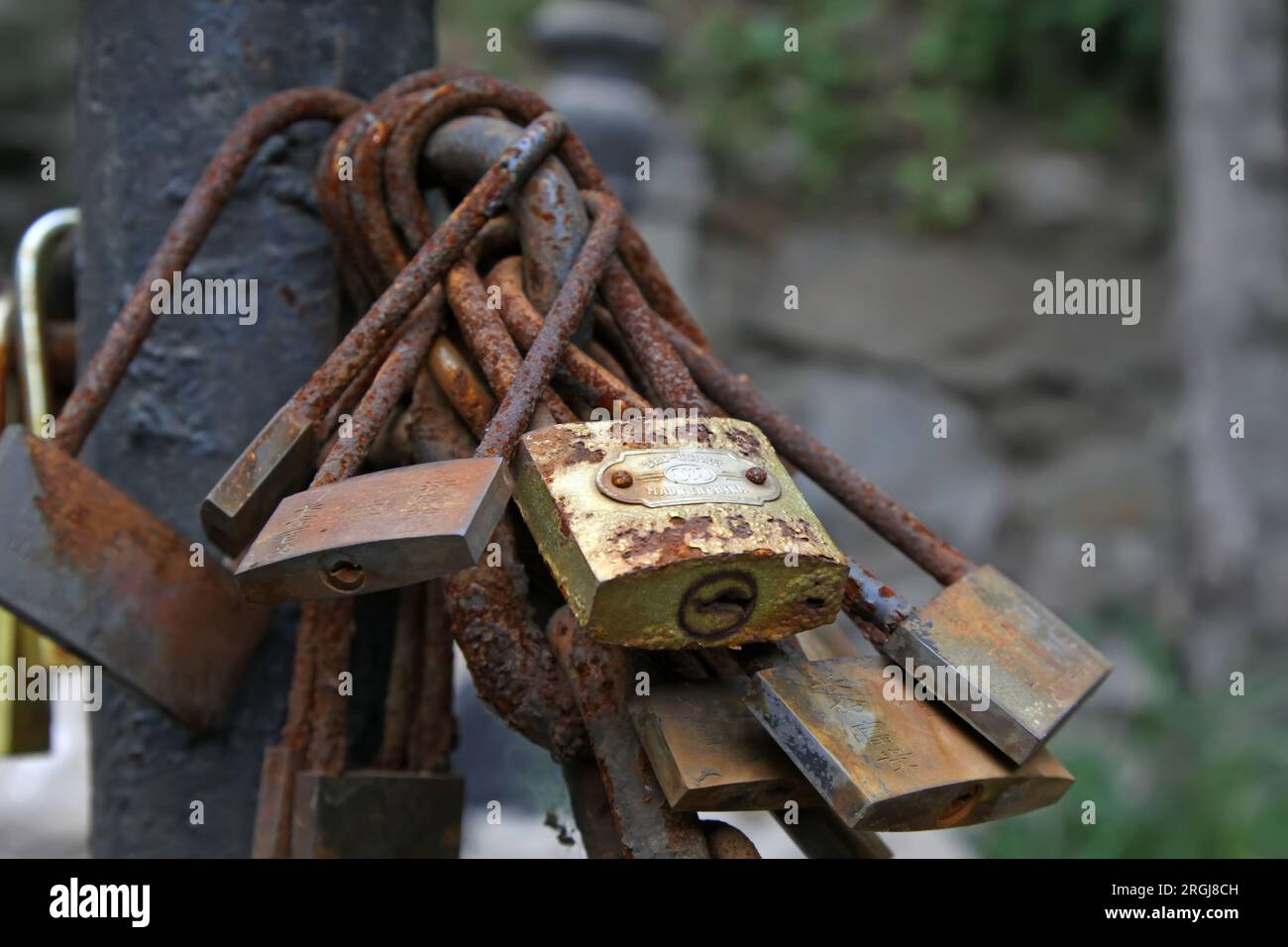 Heart locks and china hi-res stock photography and images - Alamy