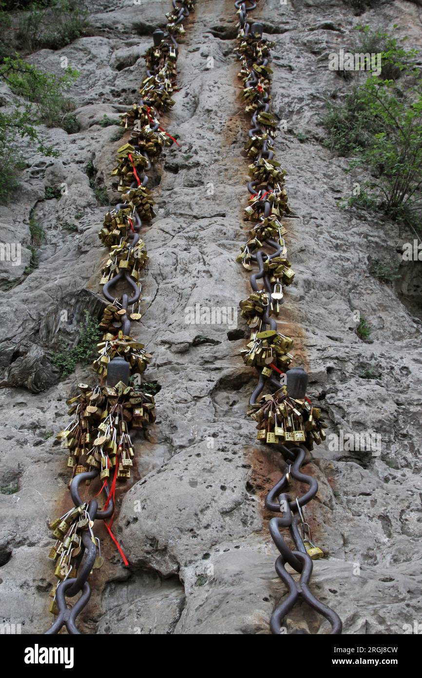 Heart locks and china hi-res stock photography and images - Alamy