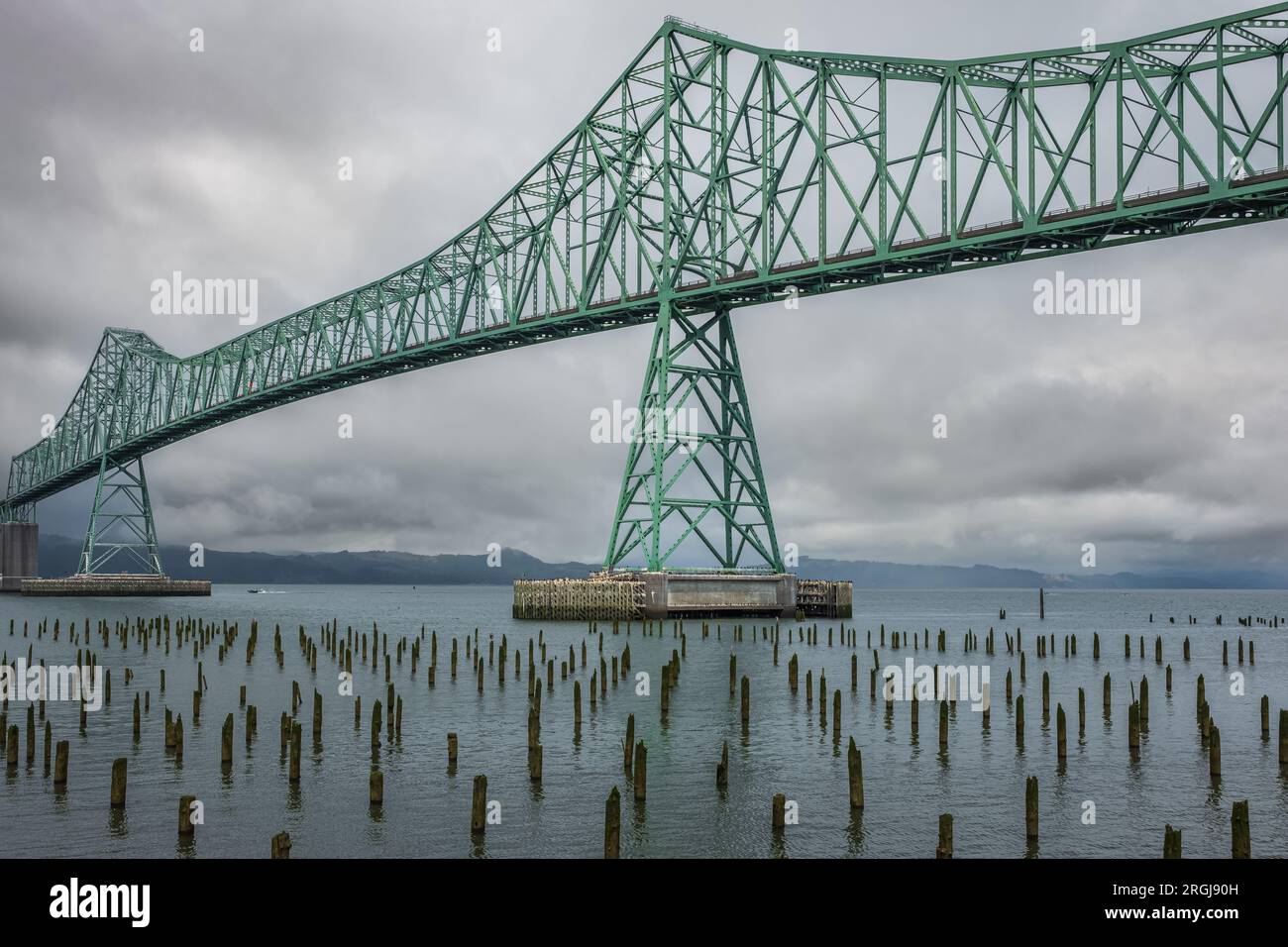 Roadway structure hi-res stock photography and images - Alamy