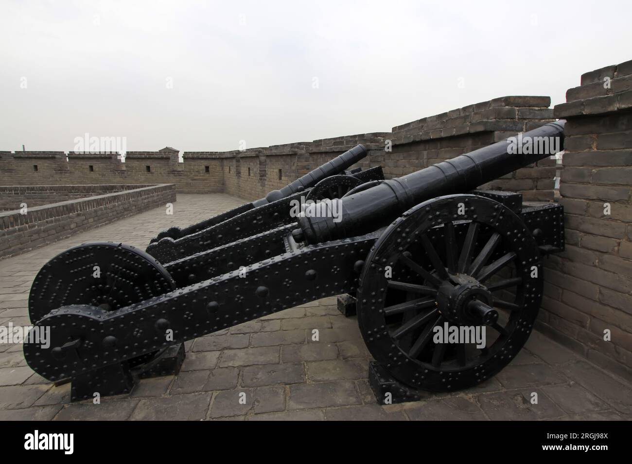 iron cannon in the ancient city walls, the ancient Chinese military ...