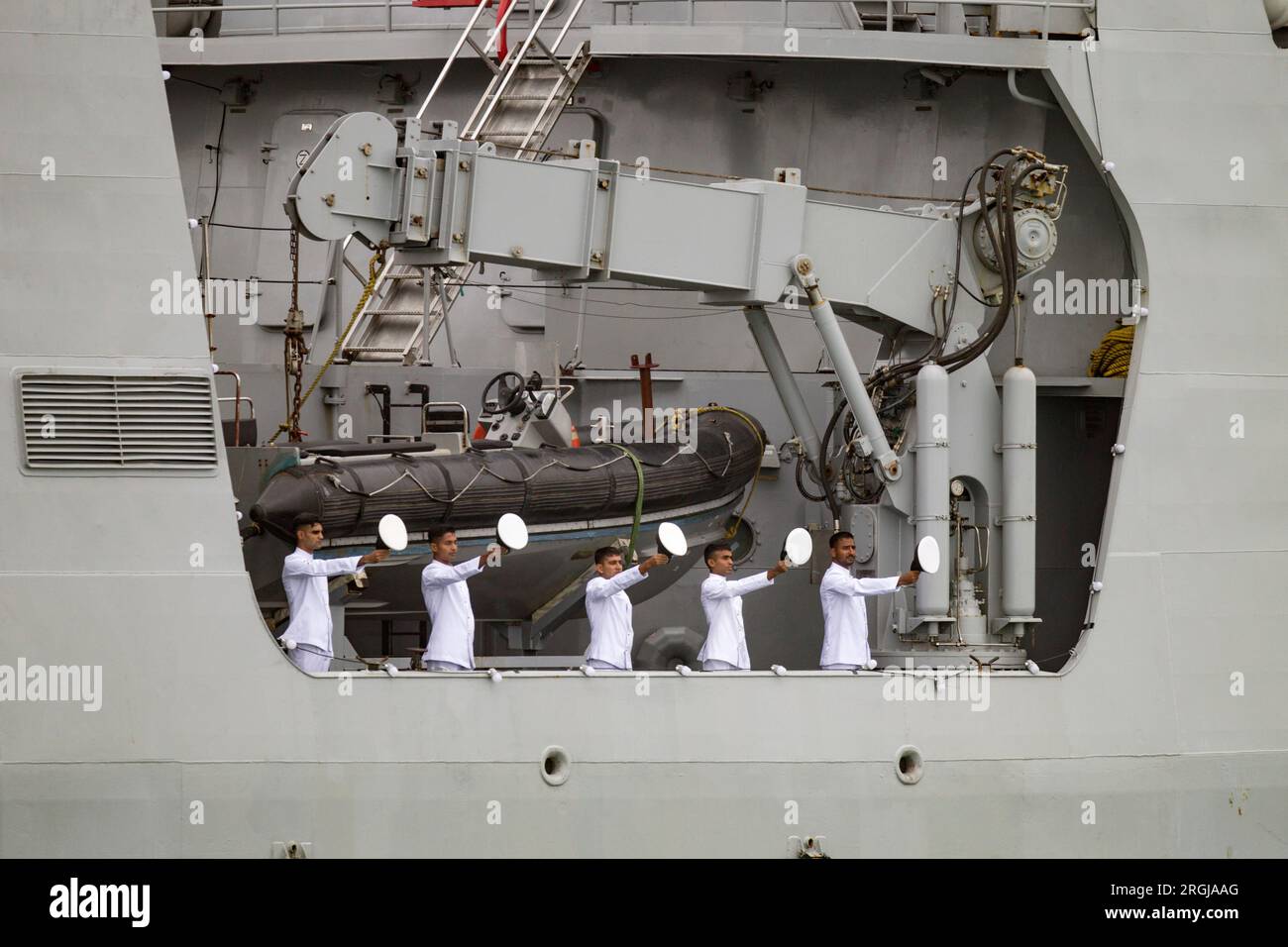 Crew of IMS Sumitra salute the Governor General, Dame Patsy Reddy as ...