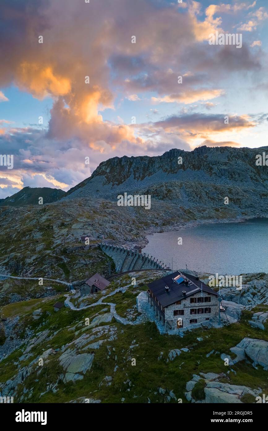 Valle del caffaro hi-res stock photography and images - Alamy