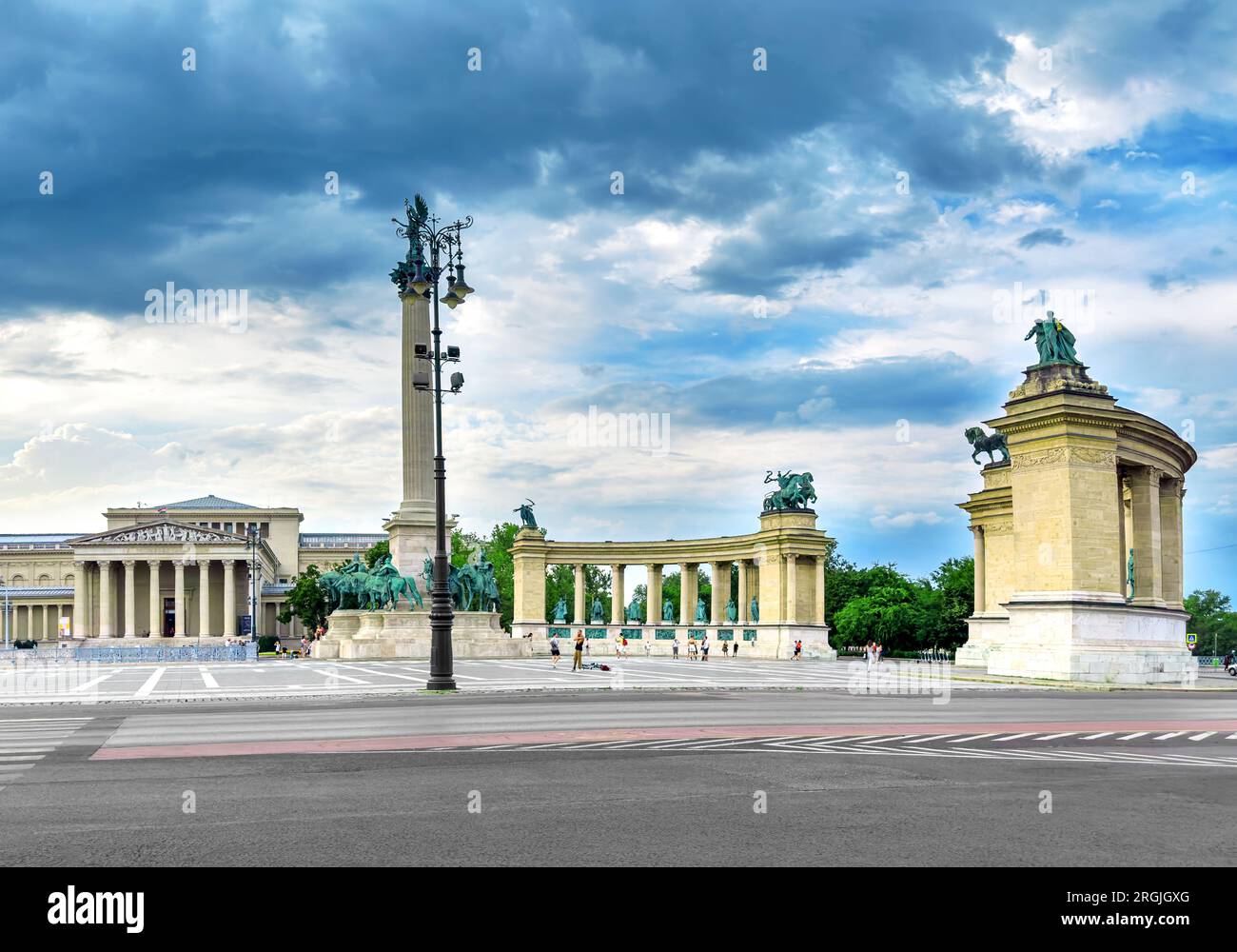 Heroes Square in Budapest, Hungary Stock Photo - Alamy