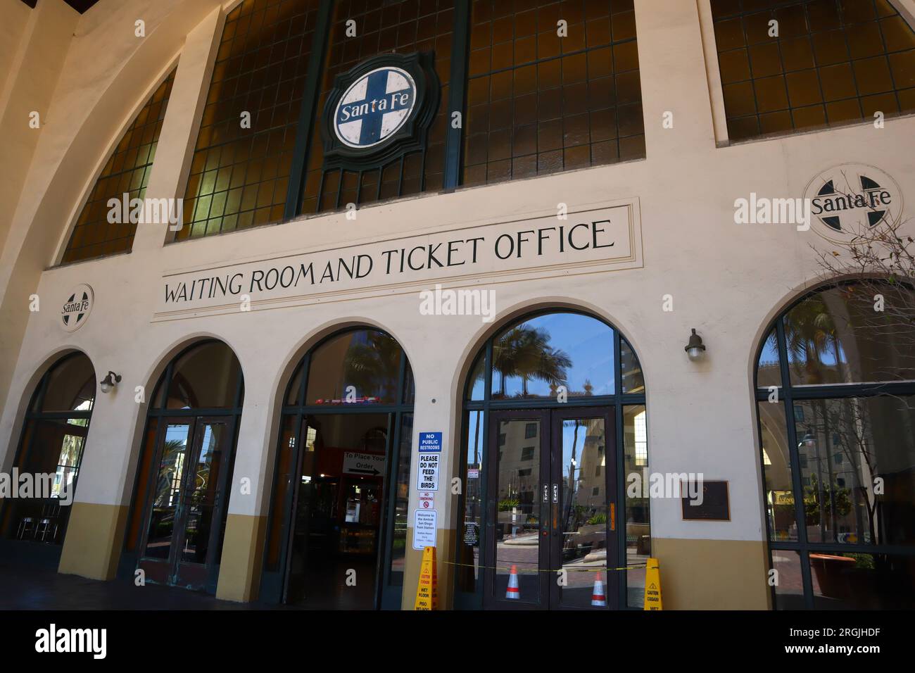 SAN DIEGO, California: San Diego SANTA FE Depot Trains Stock Photo - Alamy