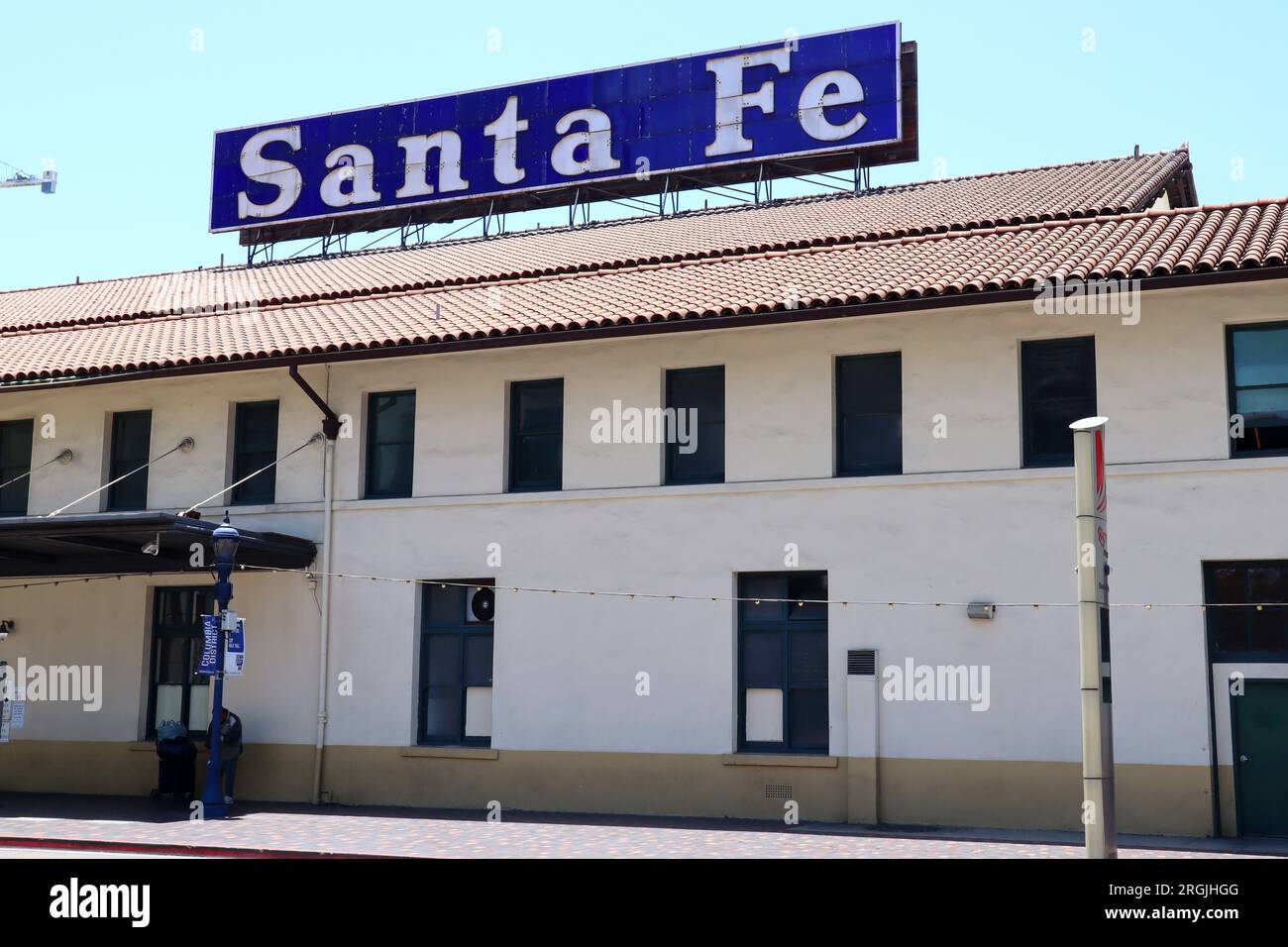 SAN DIEGO, California: San Diego SANTA FE Depot Trains and MTS bus stop Stock Photo - Alamy