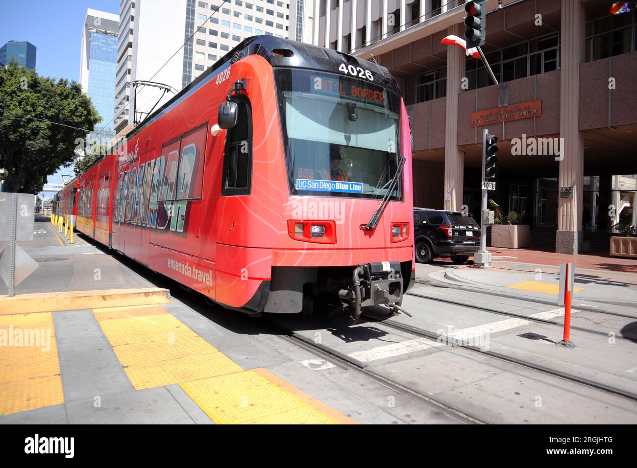 SAN DIEGO, California: San Diego MTS Metropolitan Transit System Trolley Stock Photo - Alamy