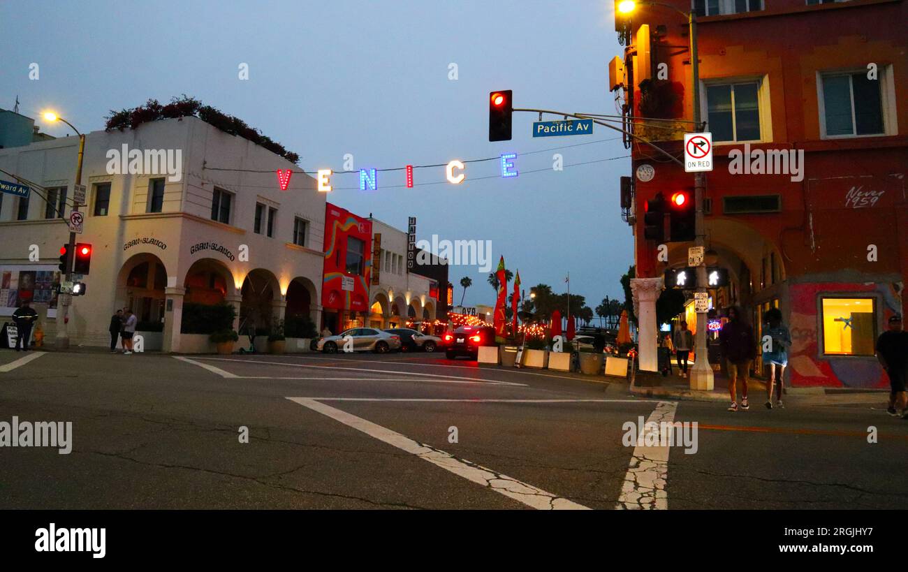 Venice Beach (Los Angeles), California: VENICE Sign by night at the ...