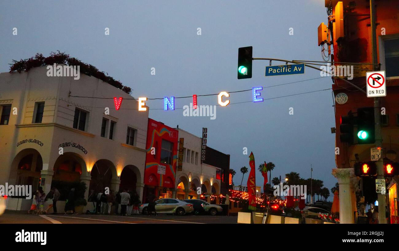 Venice Beach (Los Angeles), California: VENICE Sign by night at the ...