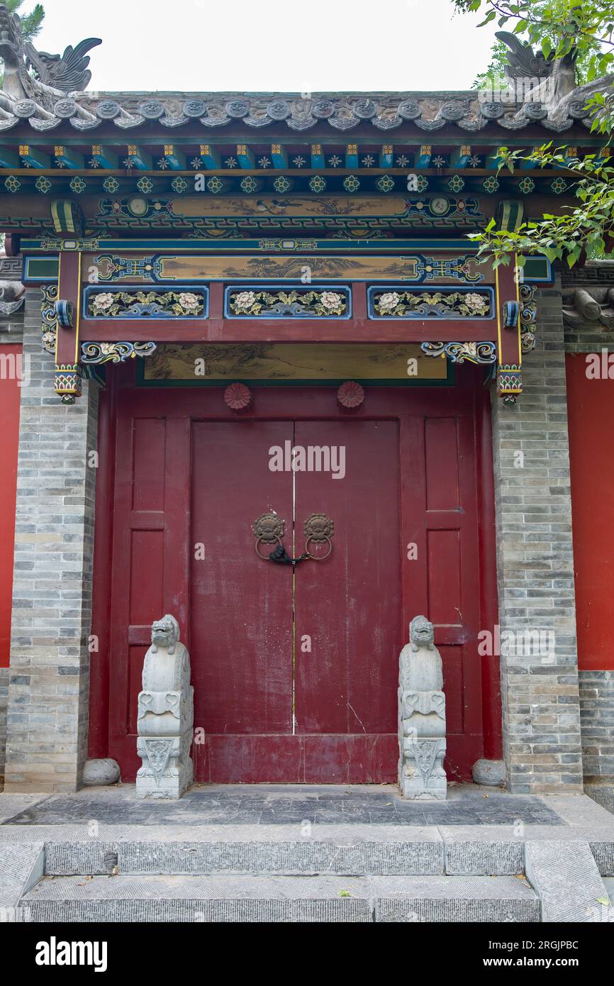 door of a traditonal chinese temple vertical composition Stock Photo ...