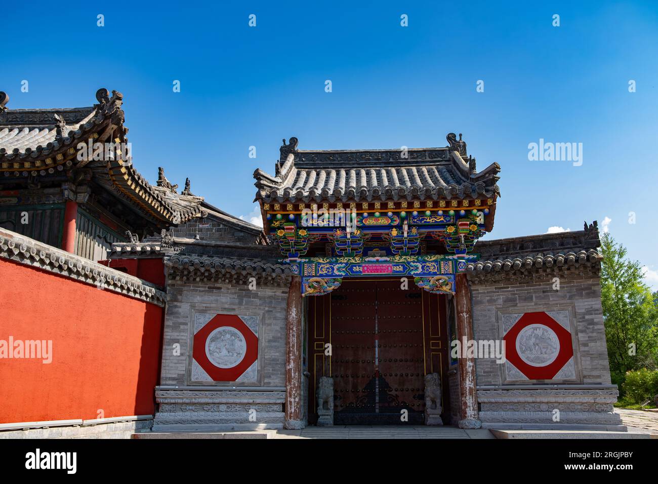 front of a traditonal chinese temples horizontal composition Stock ...