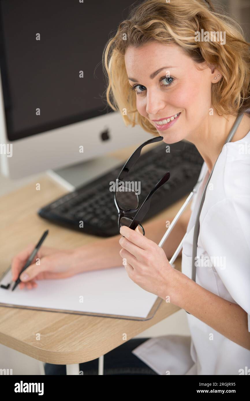 Prescribing treatment hi-res stock photography and images - Alamy