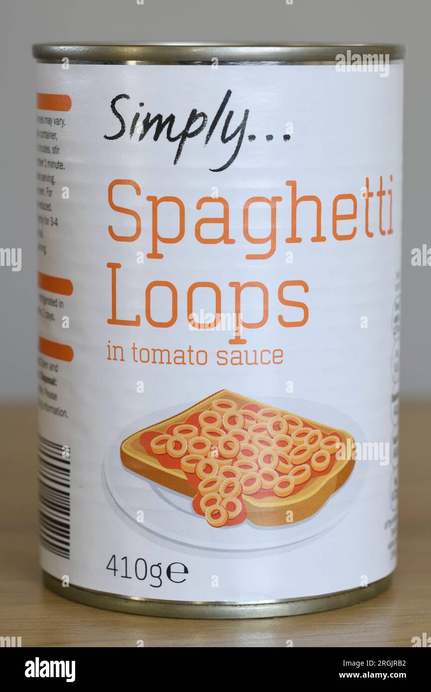 Spaghetti loops in a can Stock Photo - Alamy