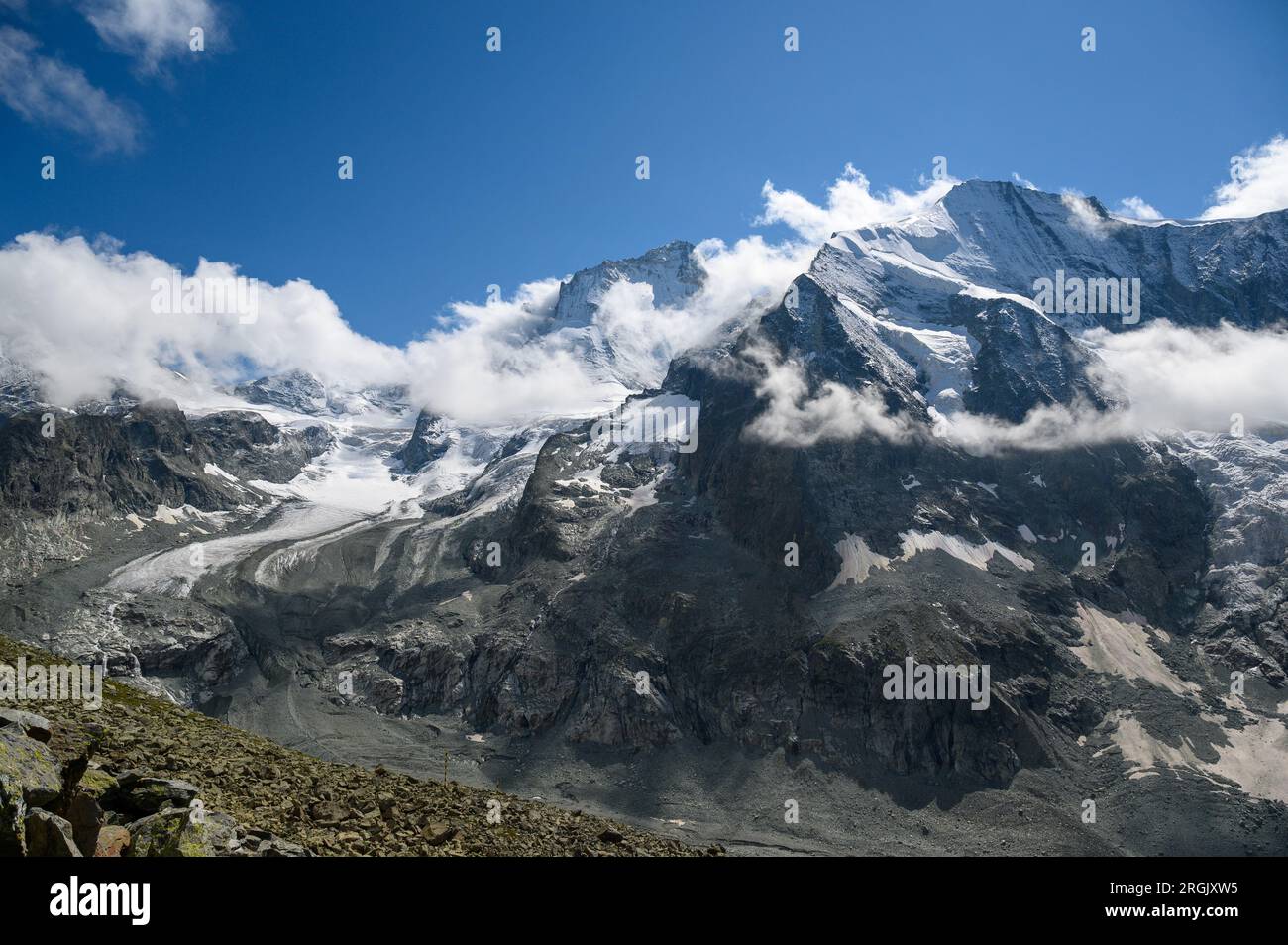 Zinal gletscher hi-res stock photography and images - Alamy