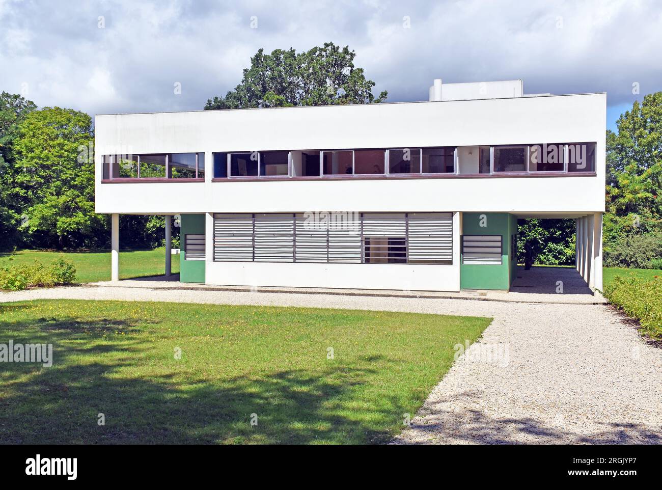 Villa Savoye, a masterpiece of the Modern Movement, architect Le ...