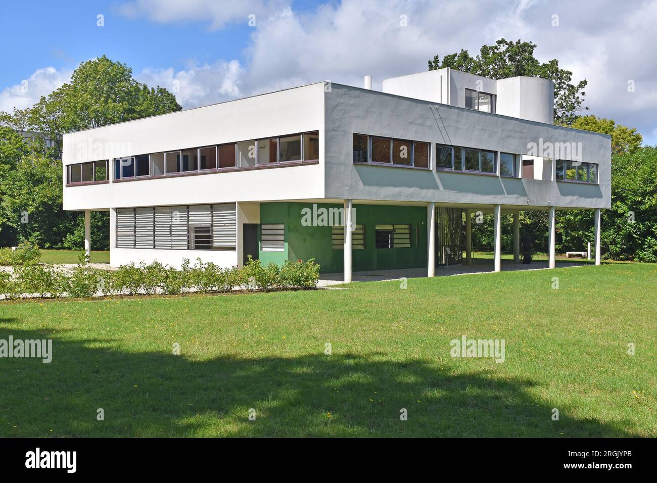 Villa Savoye, a masterpiece of the Modern Movement, architect Le ...