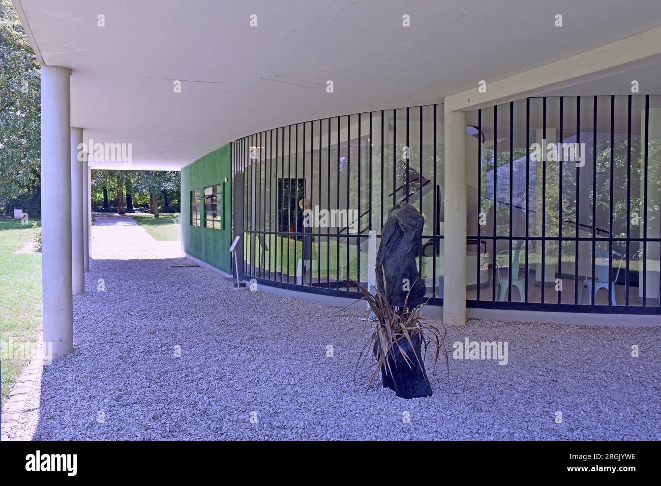 Villa Savoye, a masterpiece of the Modern Movement, architect Le ...