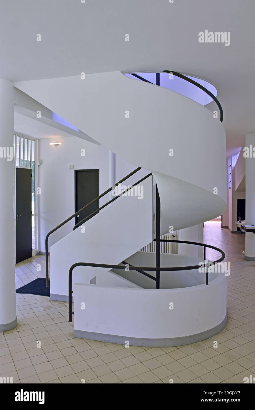 Villa Savoye, a masterpiece of the Modern Movement, architect Le ...