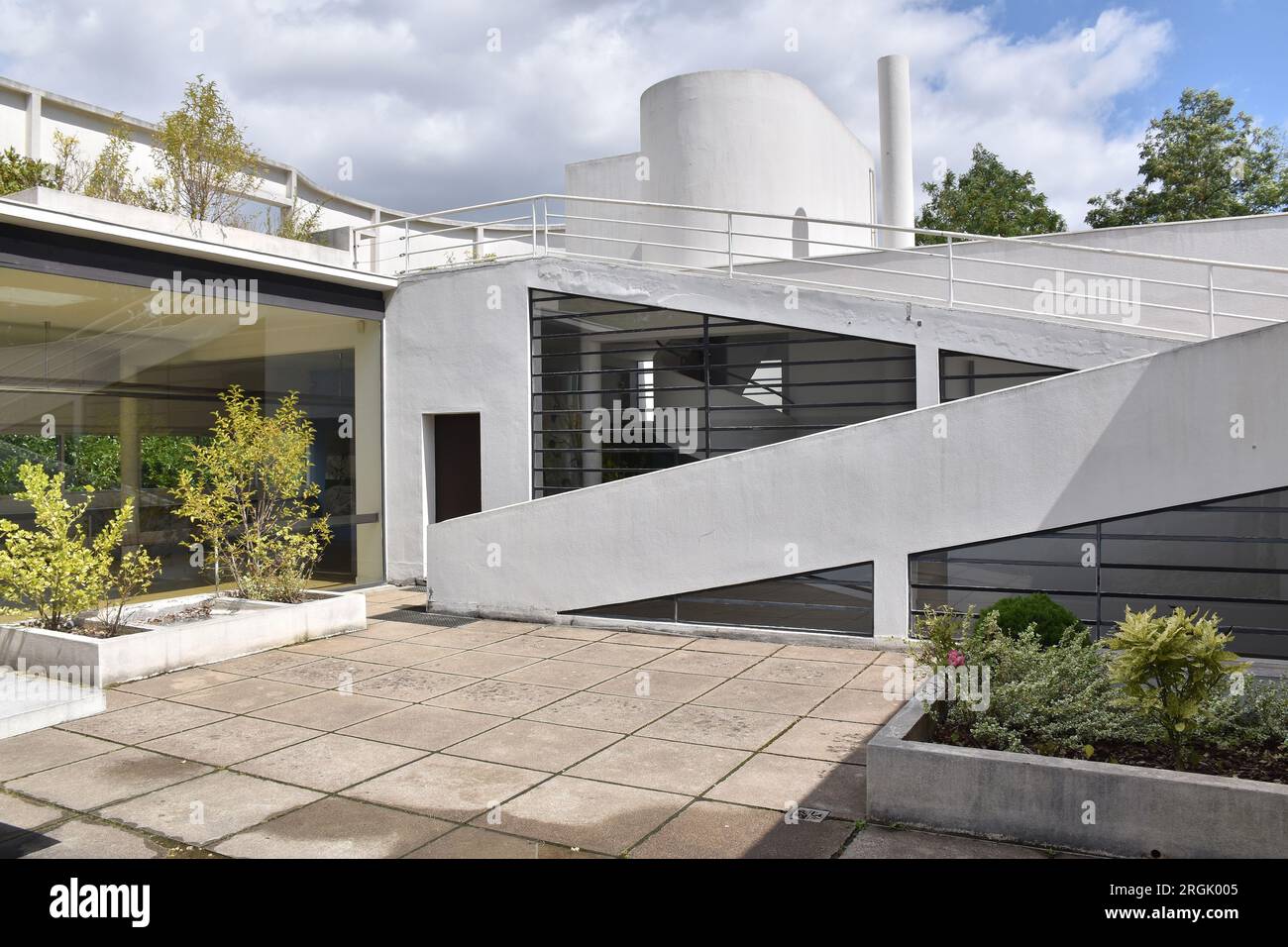 Villa Savoye, a masterpiece of the Modern Movement, architect Le ...